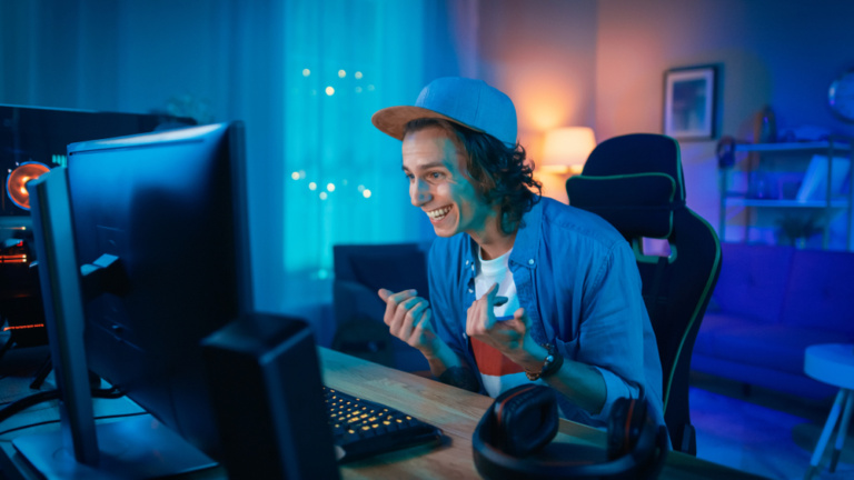 How to get started with live streaming video games - Blog | Opera Tips ...